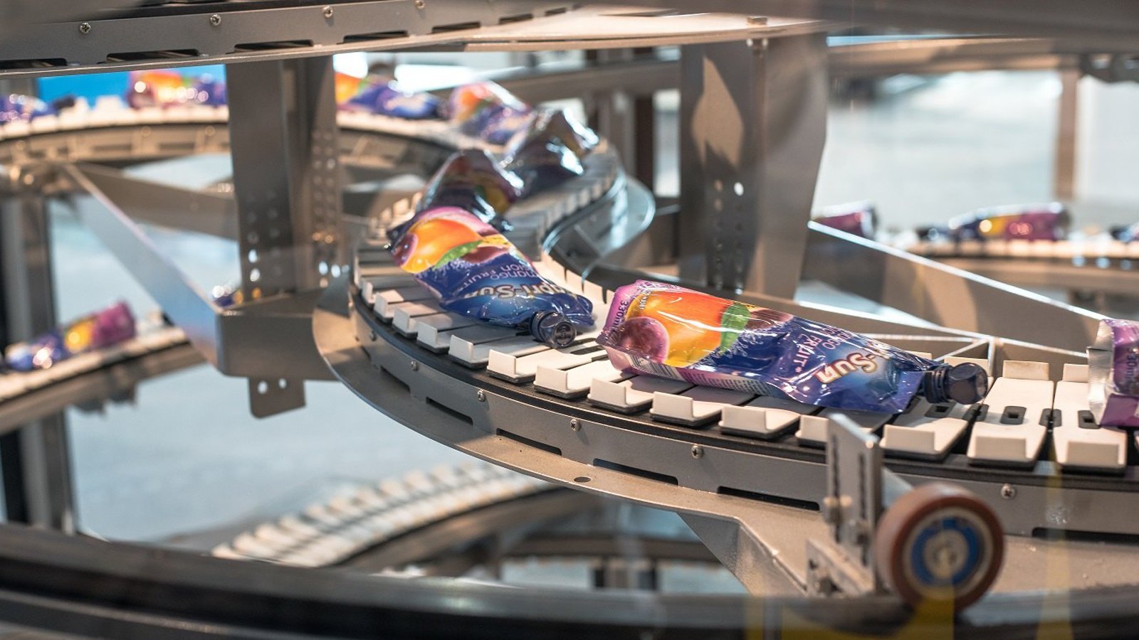 Packaging products | AmbaFlex Spiral Conveyor Solutions